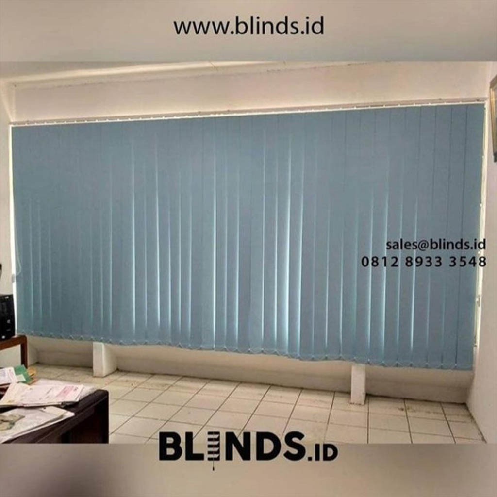 Tirai Vertical Blinds - Mengatasi Silaunya Matahari Dengan Sempurna